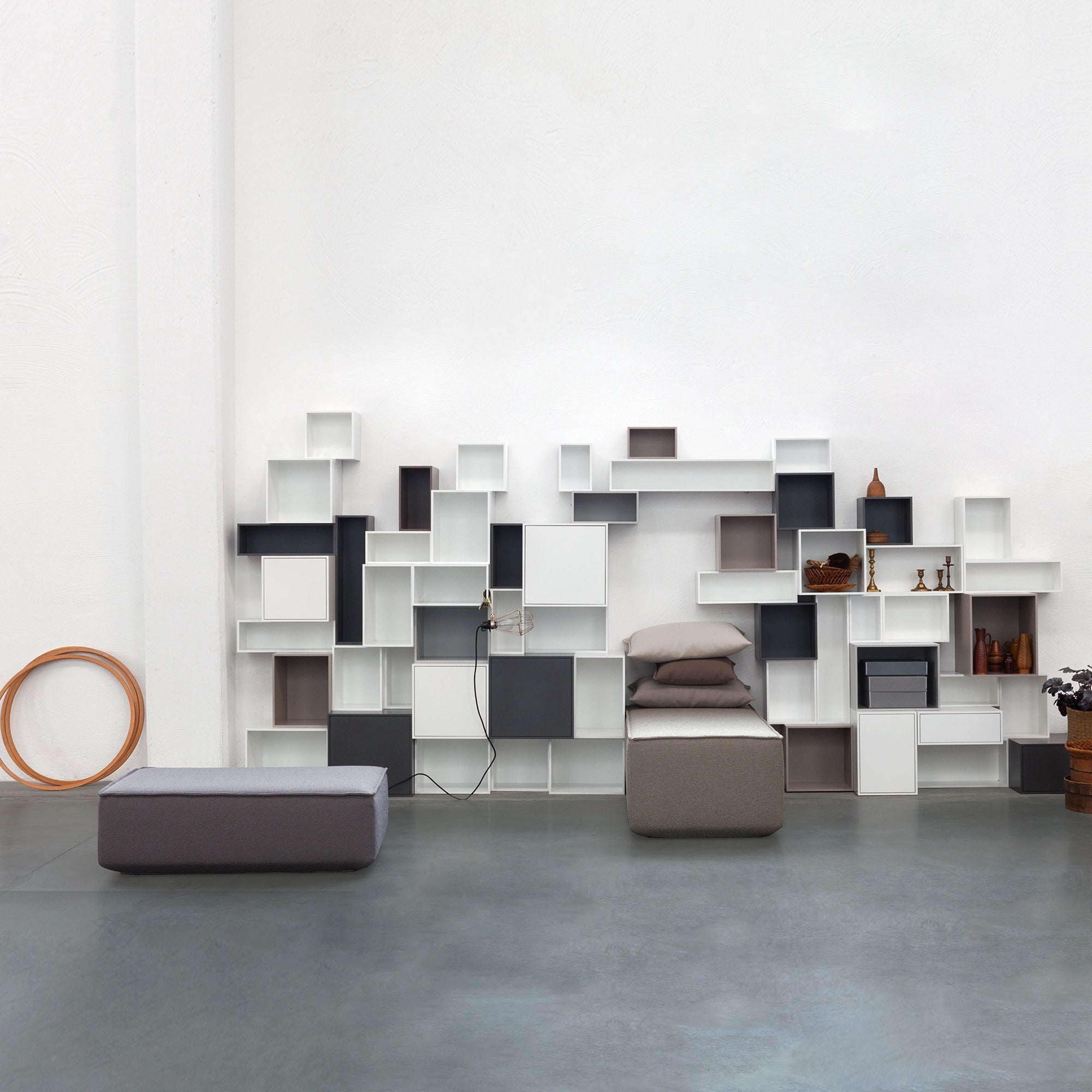 Modular shelving 396 cm wide in white & gray - RK181